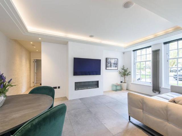 1 bedroom flat for sale