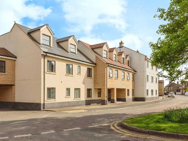 1 bedroom flat for sale