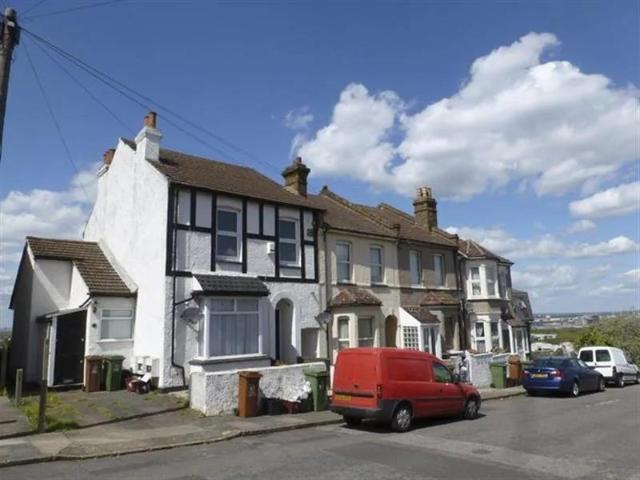 1 bedroom flat for sale