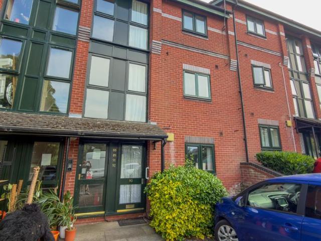 1 bedroom flat for sale