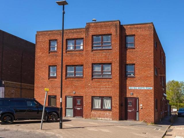 1 bedroom flat for sale