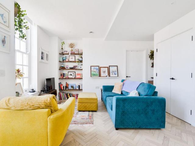 1 bedroom flat for sale