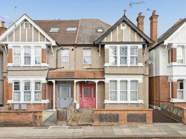 1 bedroom flat for sale