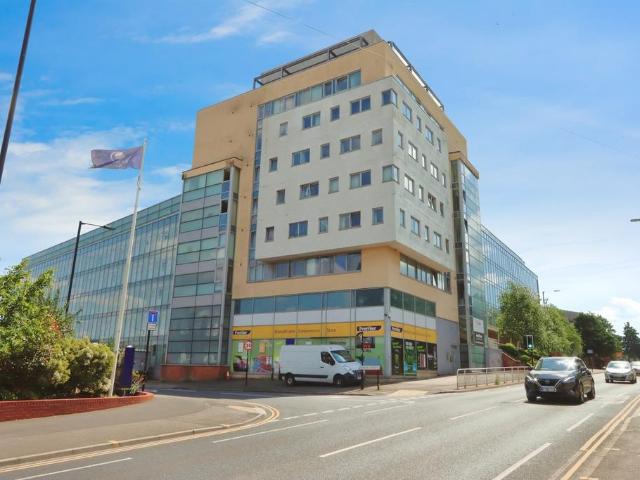 1 bedroom flat for sale