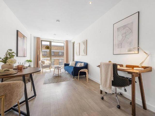 1 bedroom flat for sale