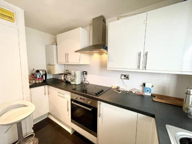 1 bedroom flat for sale