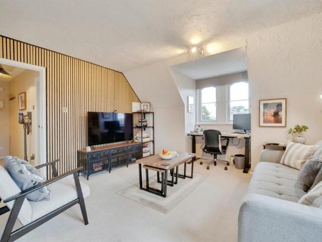 1 bedroom flat for sale