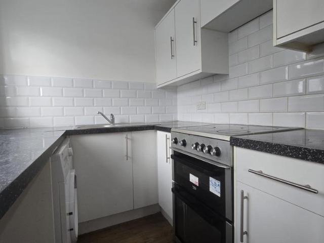 1 bedroom flat for sale
