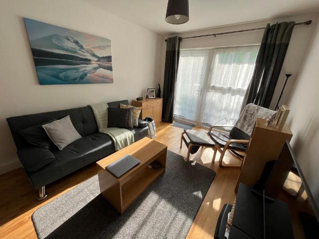 1 bedroom flat for sale