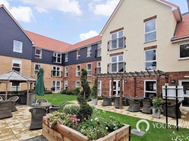 1 bedroom flat for sale
