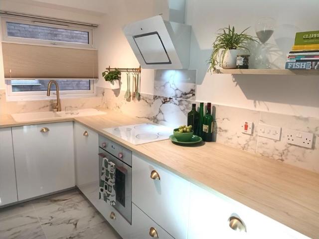 1 bedroom flat for sale