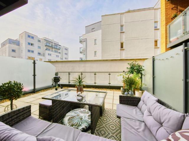 1 bedroom flat for sale