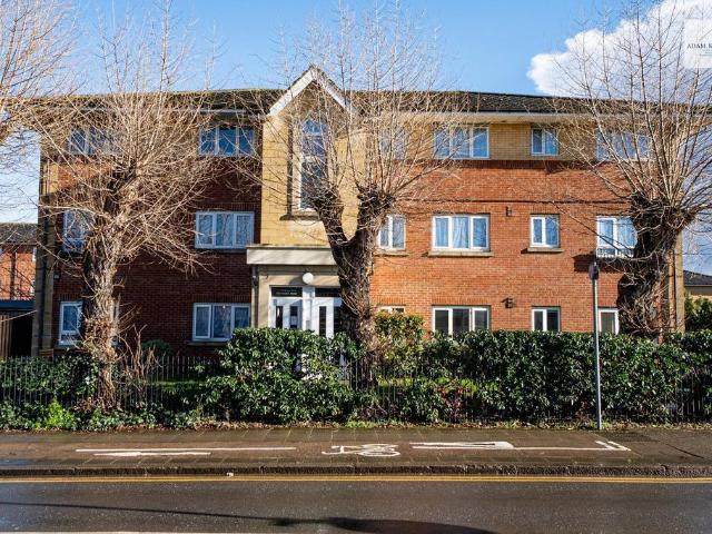 1 bedroom flat for sale
