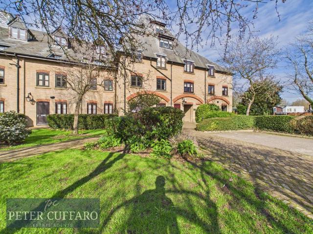 1 bedroom flat for sale