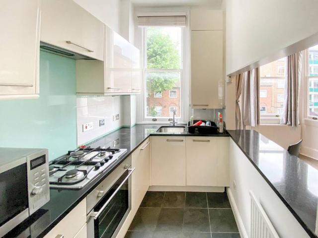 1 bedroom flat for sale