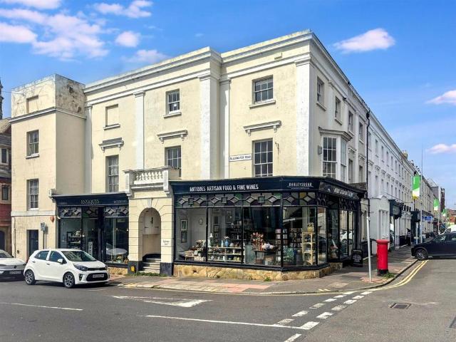 1 bedroom flat for sale