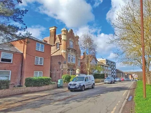 1 bedroom flat for sale