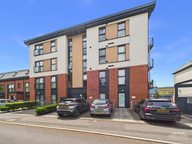 1 bedroom flat for sale