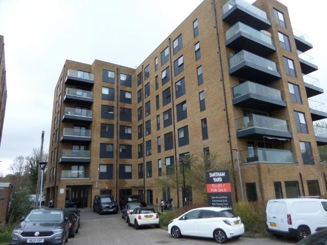1 bedroom flat for sale