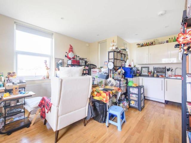 1 bedroom flat for sale
