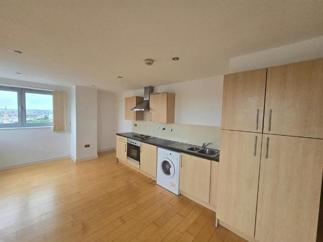 1 bedroom flat for sale