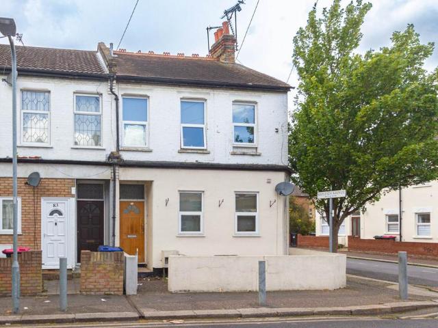 1 bedroom flat for sale