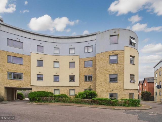 1 bedroom flat for sale