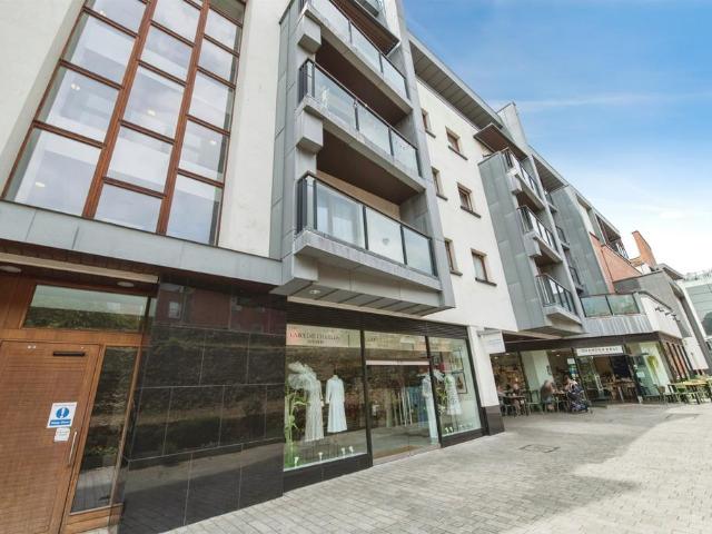1 bedroom flat for sale