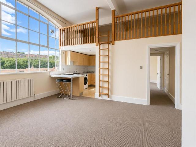 1 bedroom flat for sale