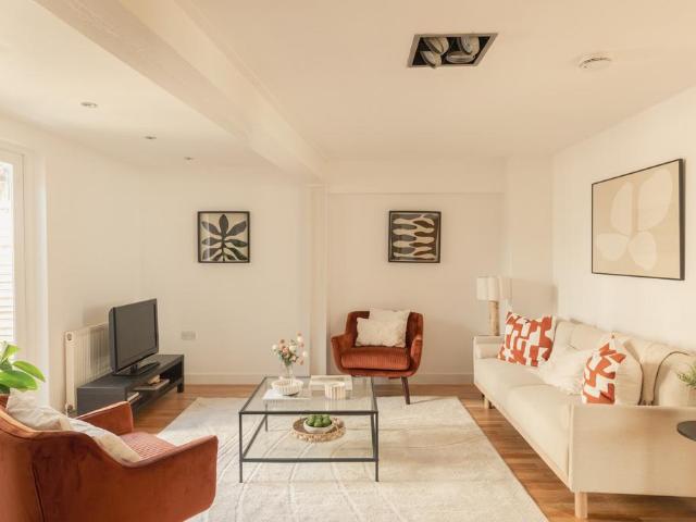 1 bedroom flat for sale