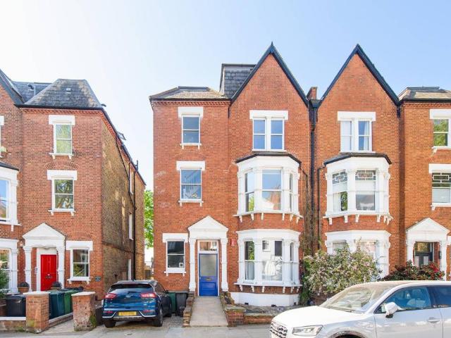1 bedroom flat for sale
