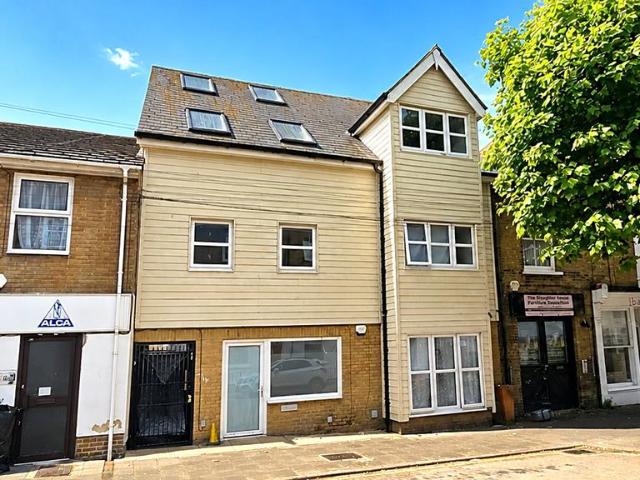 1 bedroom flat for sale