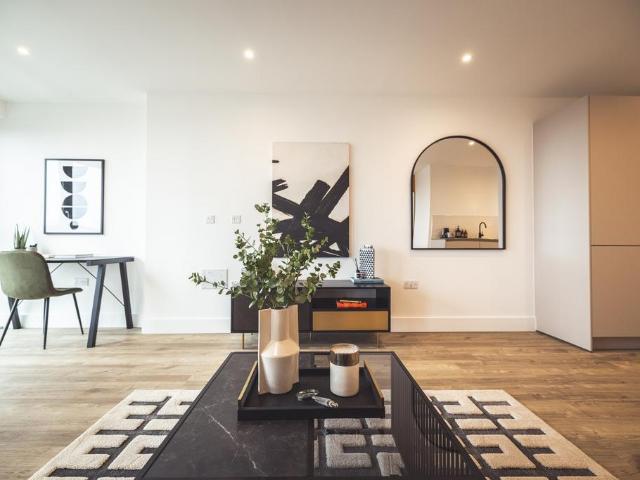 1 bedroom flat for sale