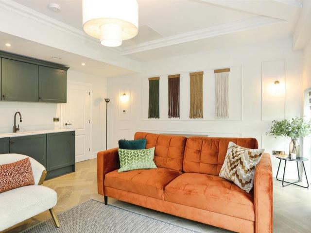 1 bedroom flat for sale