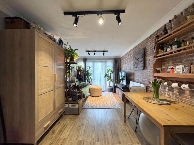 1 bedroom flat for sale