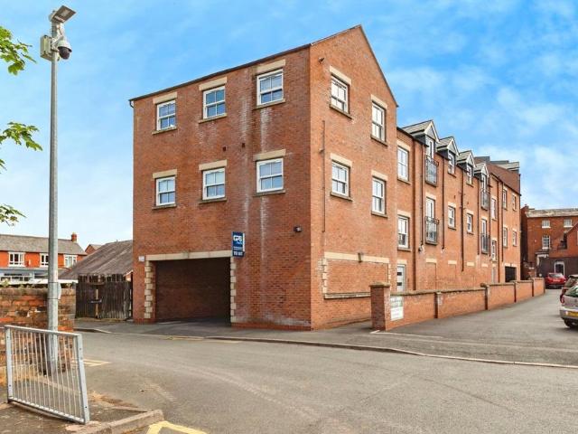 1 bedroom flat for sale