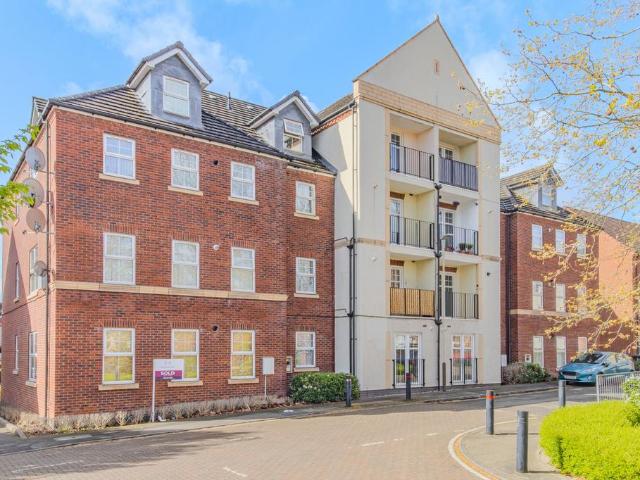 1 bedroom flat for sale