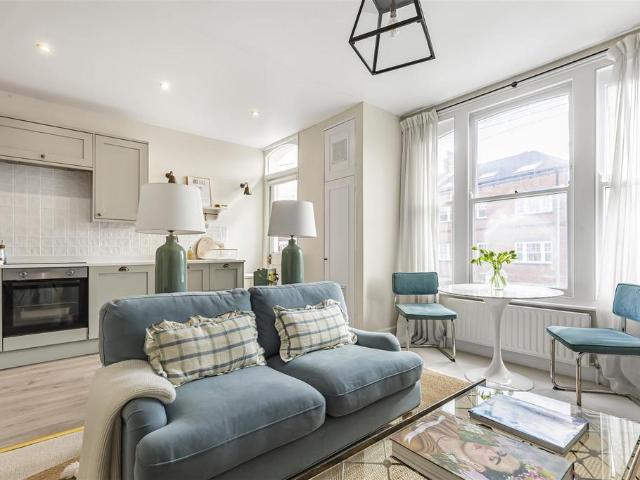 1 bedroom flat for sale