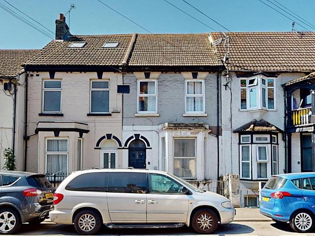 1 bedroom flat for sale