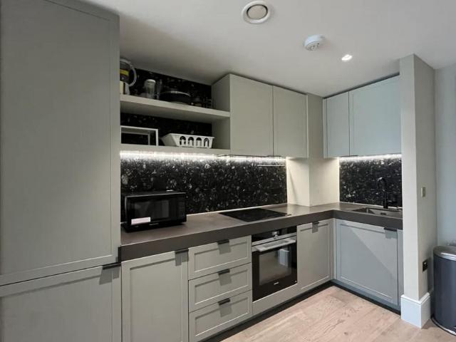 1 bedroom flat for sale