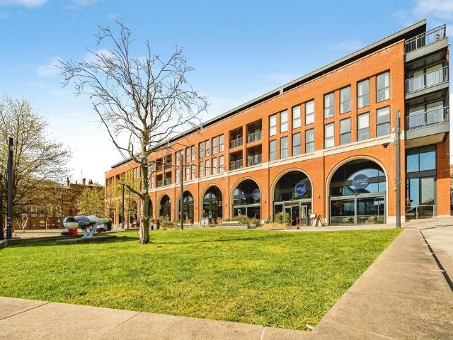 1 bedroom flat for sale