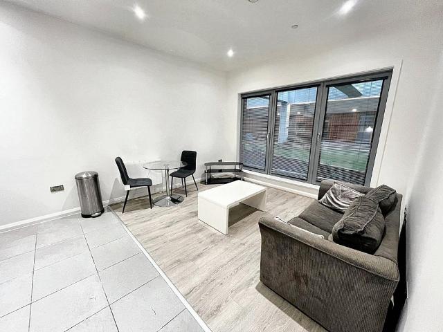 1 bedroom flat for sale