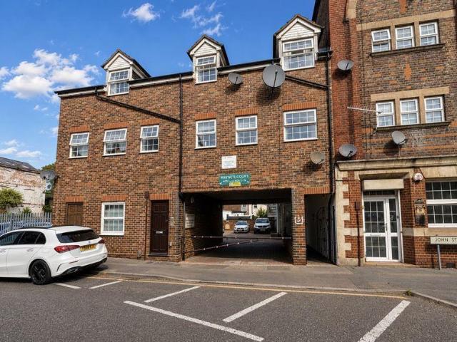 1 bedroom flat for sale