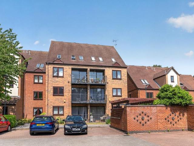 1 bedroom flat for sale