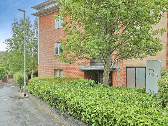 1 bedroom flat for sale