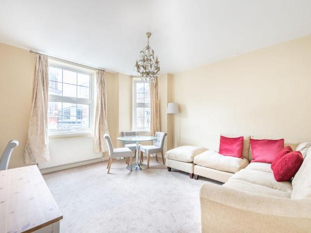 1 bedroom flat for sale