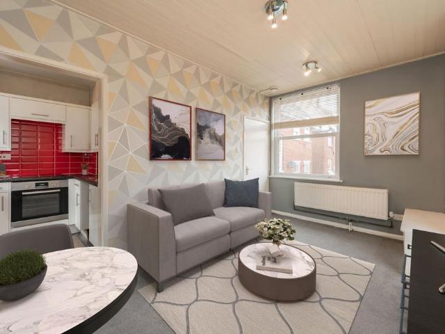 1 bedroom flat for sale