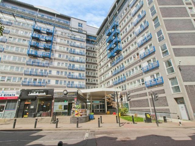 1 bedroom flat for sale