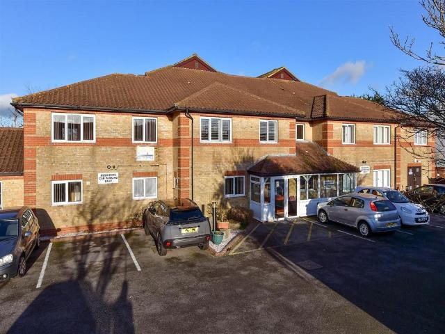 1 bedroom flat for sale