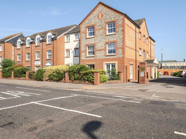 1 bedroom flat for sale